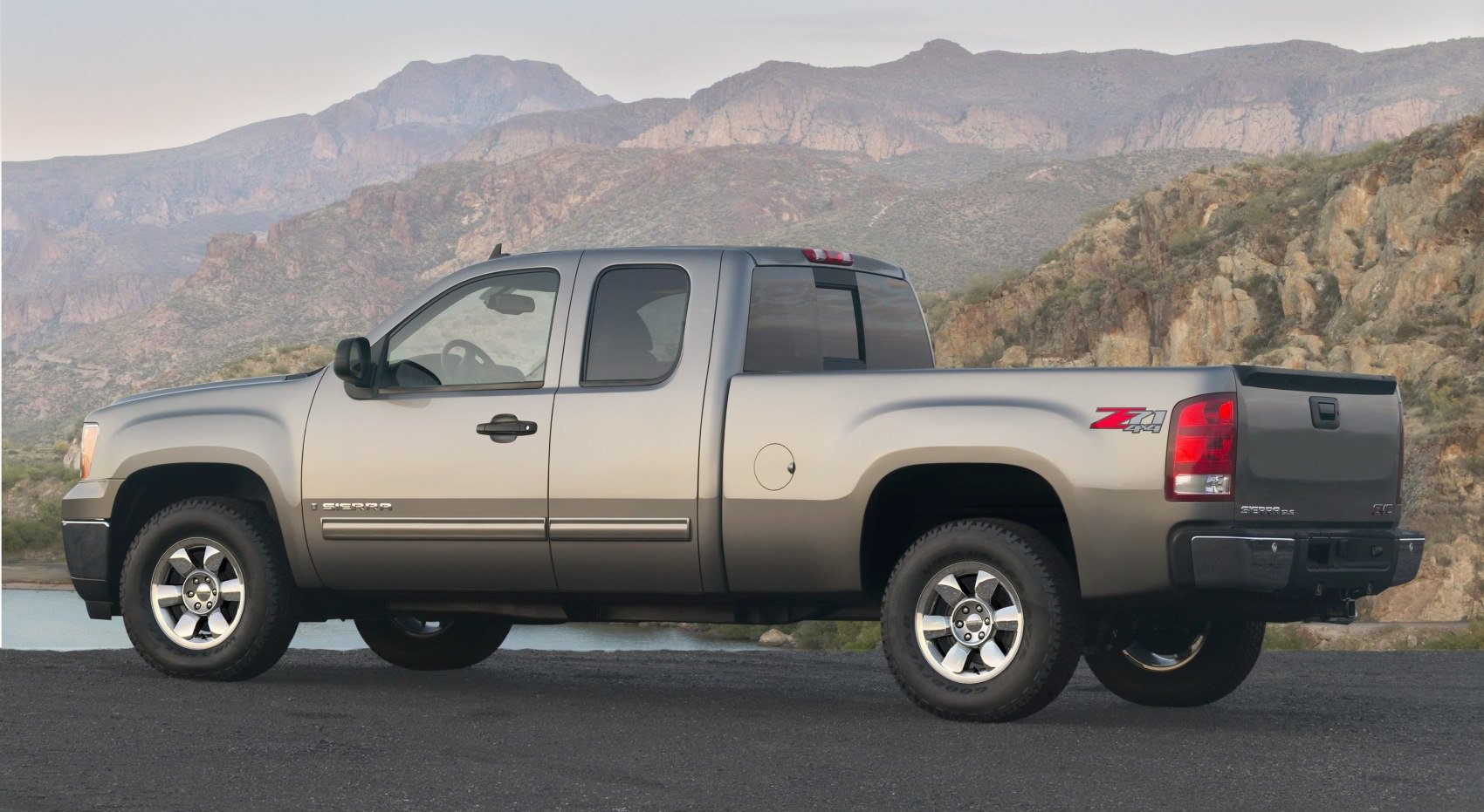 GMC Sierra 1500 III (GMT900) Extended Cab Standard Box 4.3 Vortec V6 ...